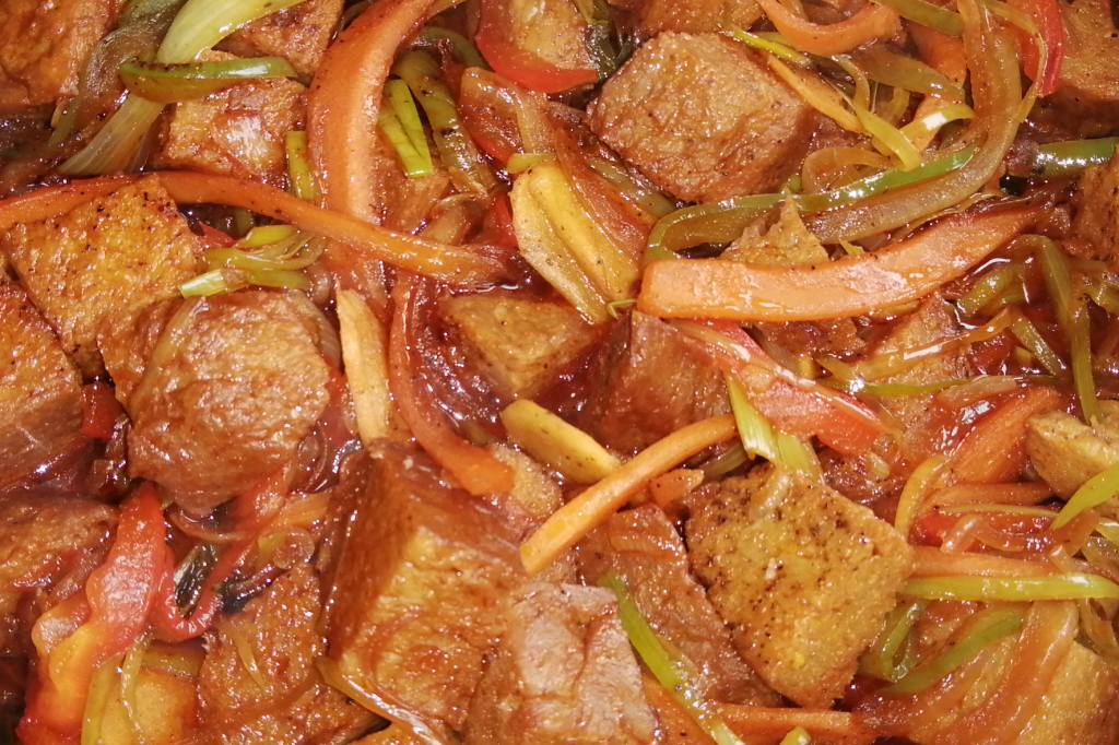 ¡Más allá de las bravas! 12 opciones de tapas veganas con tofu, seitán ...